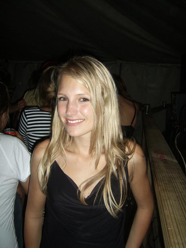 PHOTOS: Jenna edkins- Oscar Pistorius' Ex- Girlfriend Speaks Up! (Bio)