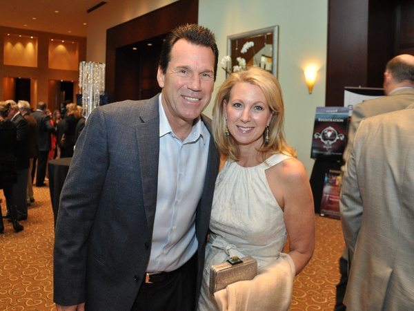 Rhonda Kubiak - NFL Coach Gary Kubiak's Wife (bio, wiki, photos)
