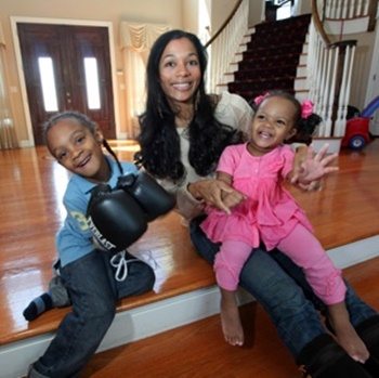 Tiffany Glenn Burress - NFL Player Plaxico Burress' wife (Bio, Wiki)