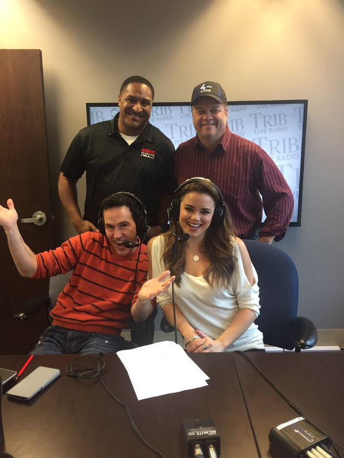 Dessie Mitcheson: Tecate Ring Girl (Bio, Wiki)