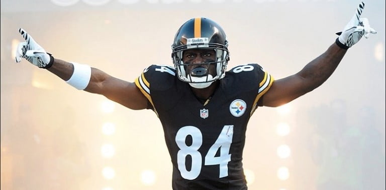 Adrianne Moss Antonio Brown's Mother (Bio, Wiki)
