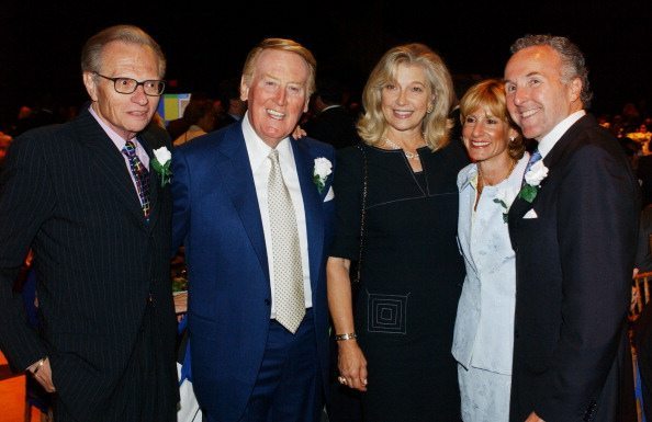 Sandra Hunt Scully MLB Vin Scully's Wife (Bio, Wiki)