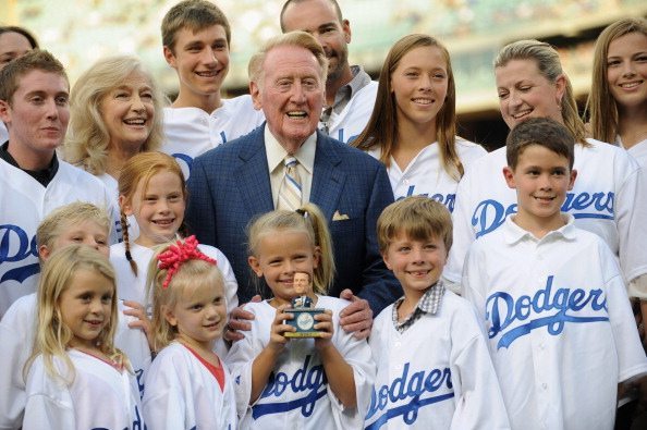 Sandra Hunt Scully MLB Vin Scully's Wife (Bio, Wiki)