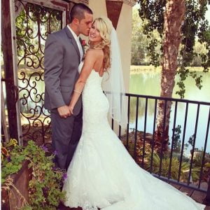 Derek Carr Wife Heather Neel Carr (Bio, Wiki)