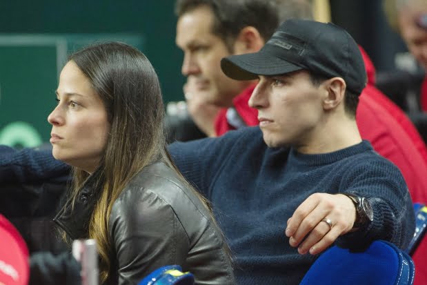 Nancy Burrows NHL Alex Burrows’ Wife (Bio, Wiki)