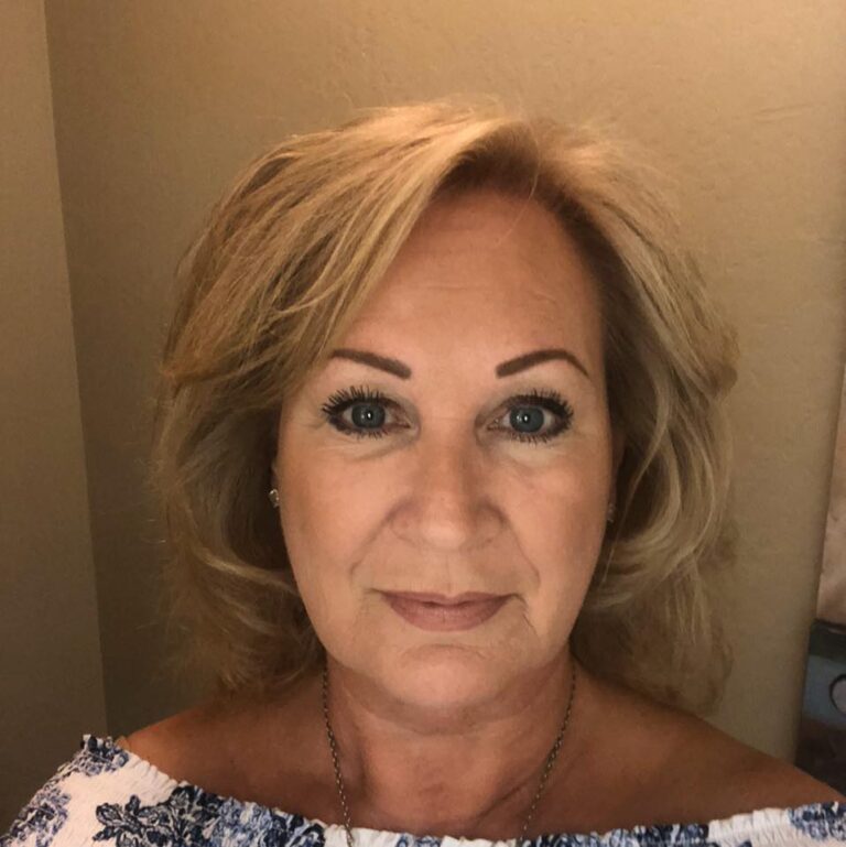 Alex Smith's Wife Elizabeth Barry Smith (bio, Wiki)