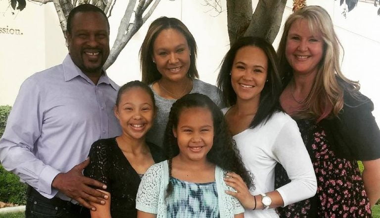 Meet Rashaad Penny's Girlfriend Deja Harris (Bio, Wiki)