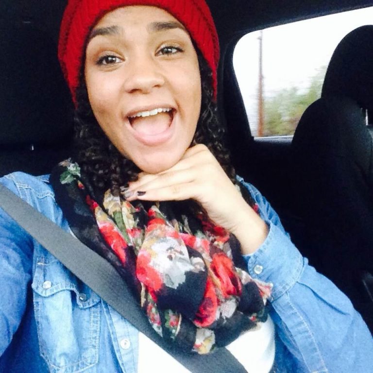 Jaylon Johnson's Girlfriend Makayla Riddlesprigger (Bio, Wiki)