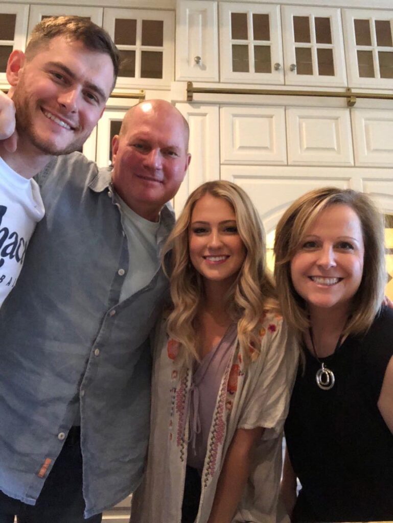 Kevin Huerter Girlfriend Elsa Shafer (Bio, Wiki)