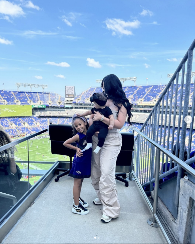 Meet Derrick Henry's Girlfriend Adrianna Rivas (Bio, Wiki)