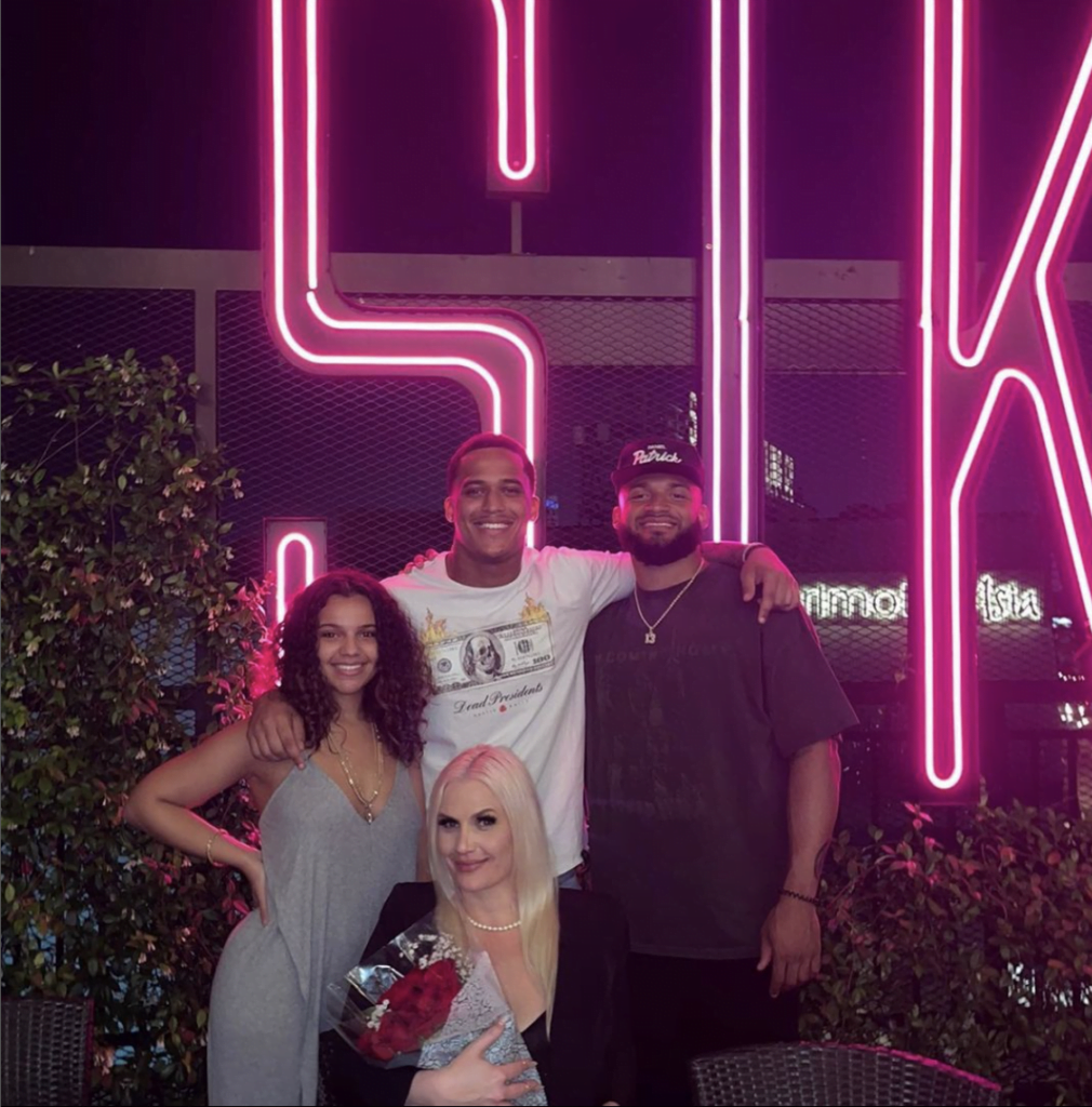 Gabe Davis Mother Alana Davis (Bio, Wiki, Phoitos)