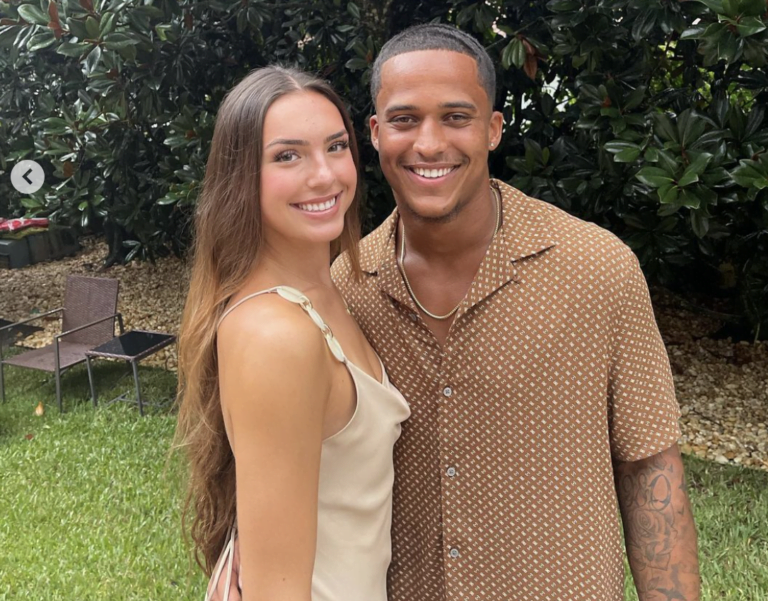 Gabe Davis Mother Alana Davis (Bio, Wiki, Phoitos)