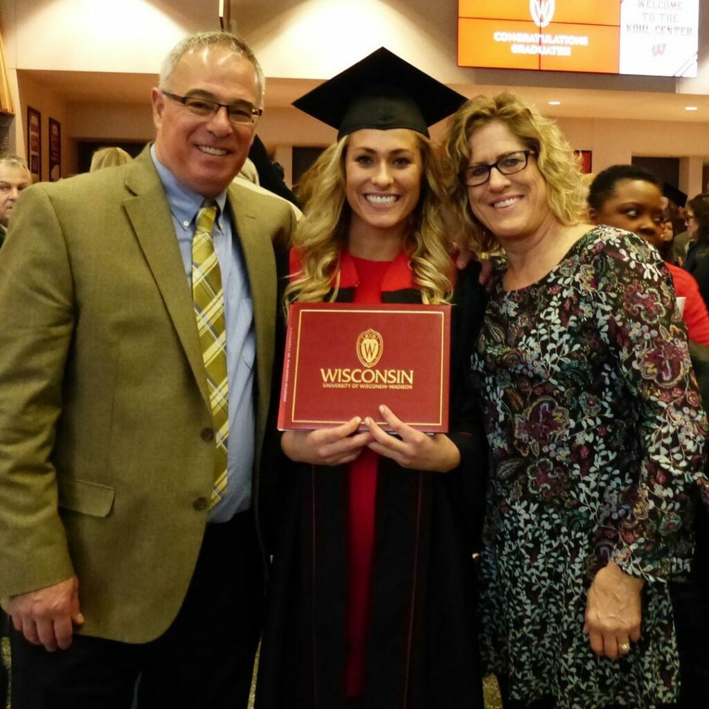 TJ Edwards Girlfriend Kelly Vander Loop (Bio, Photos)