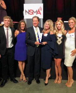 Kevin Harlan Wife Ann Harlan (Bio, Wiki)