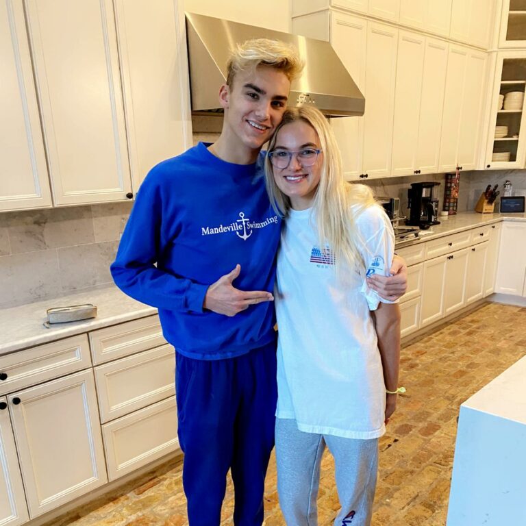 Meet Dennis Allen Wife Alisson Allen (Bio, Photos)