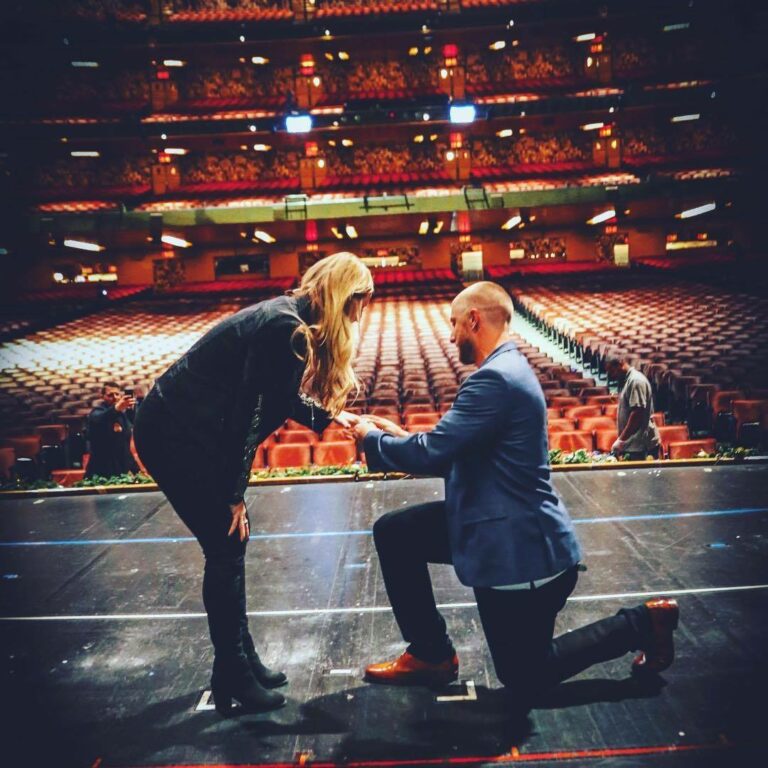 Meet Merrill Kelly Wife Bre Kelly