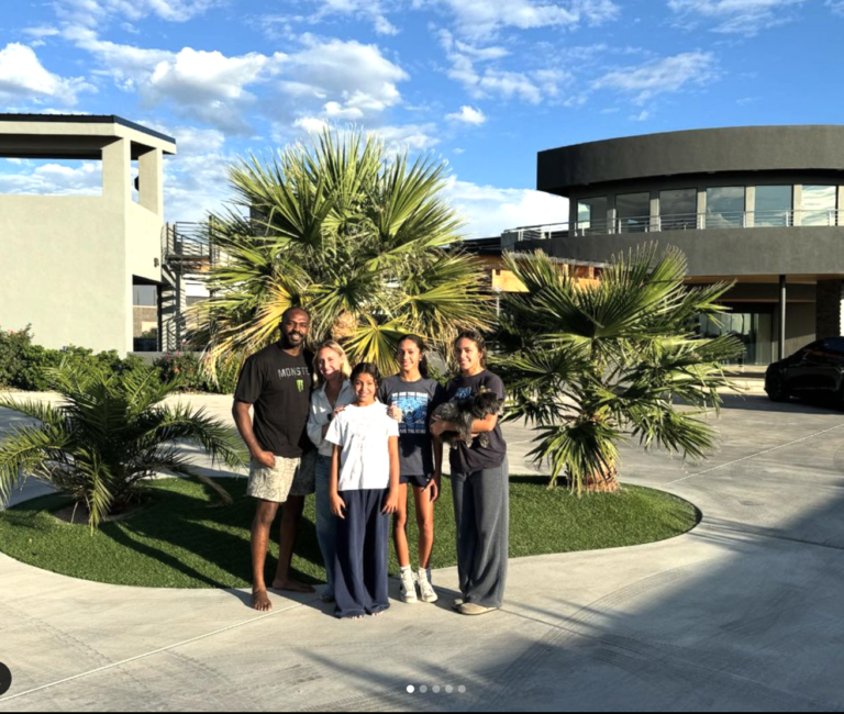 Jessie Moses UFC Jon Jones' Girlfriend/ Fiancée (wiki,bio)